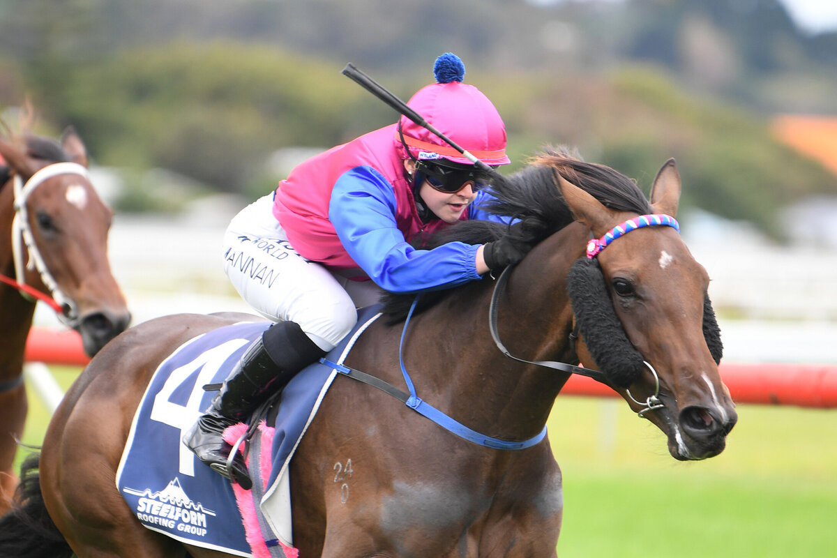 First Southern Hemisphere winner for US Navy Flag | New Zealand ...