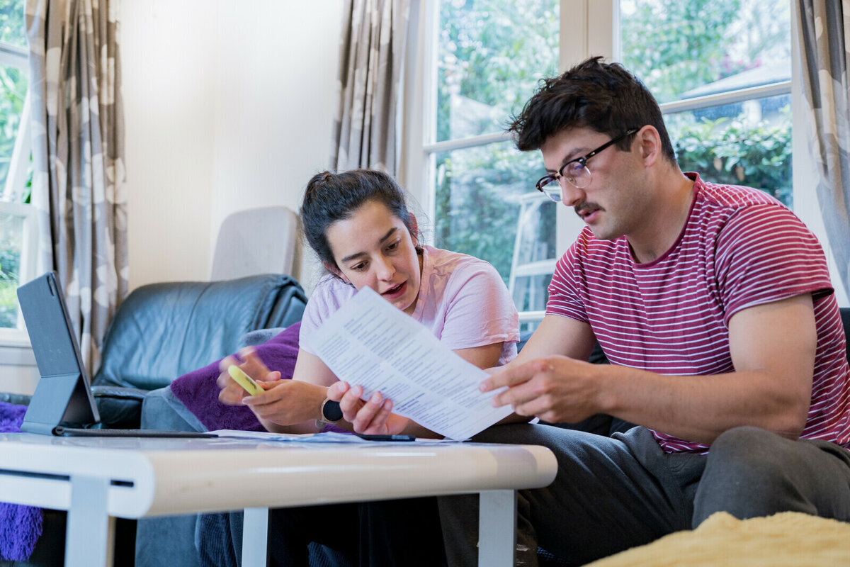 Couples who pool their money are more likely to stay together ...