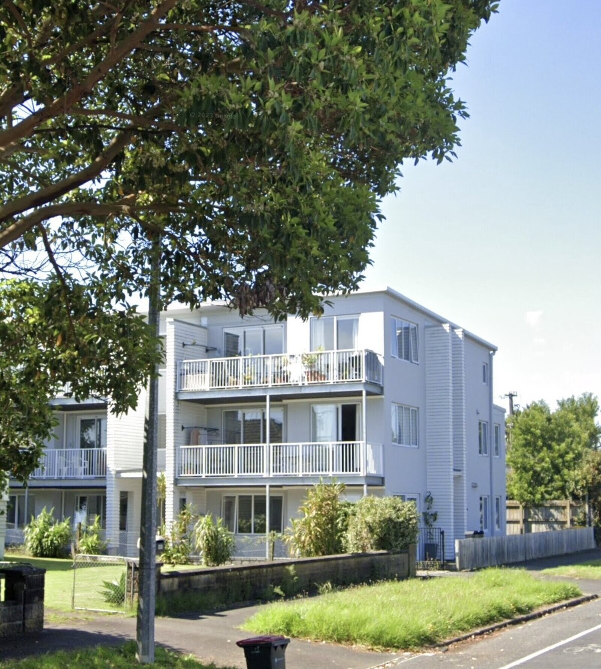 Point England | Shorcom